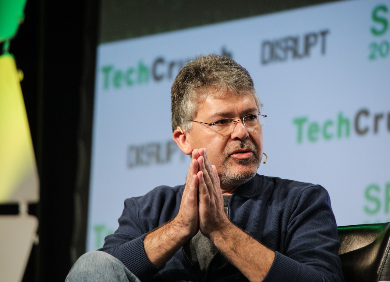 Apple's Strategic Move: Hiring Google’s AI Chief and Its Implications ...