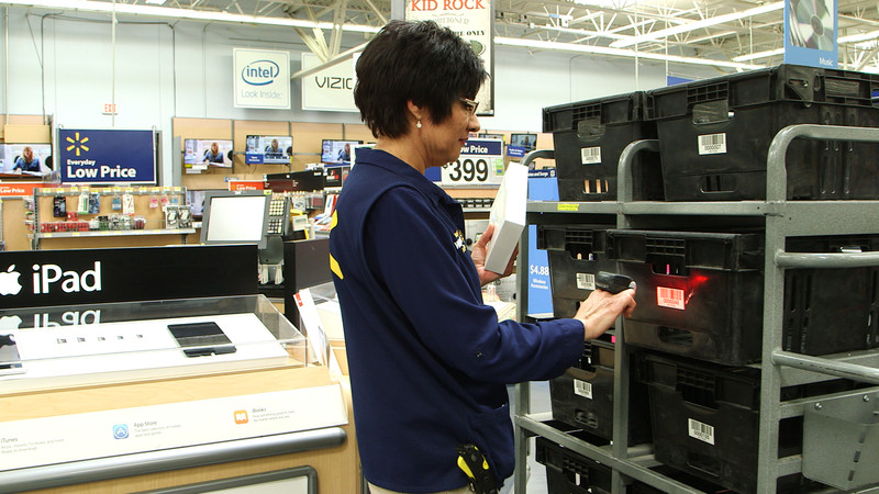 Walmart's Bold Move into AI with the Intelligent Retail Lab - fxis.ai